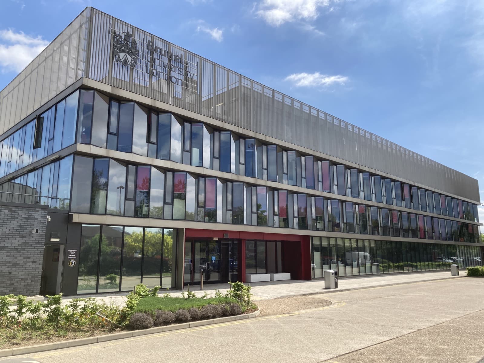 Brunel University: Acceptance Rate, Employability Rate, Courses ...