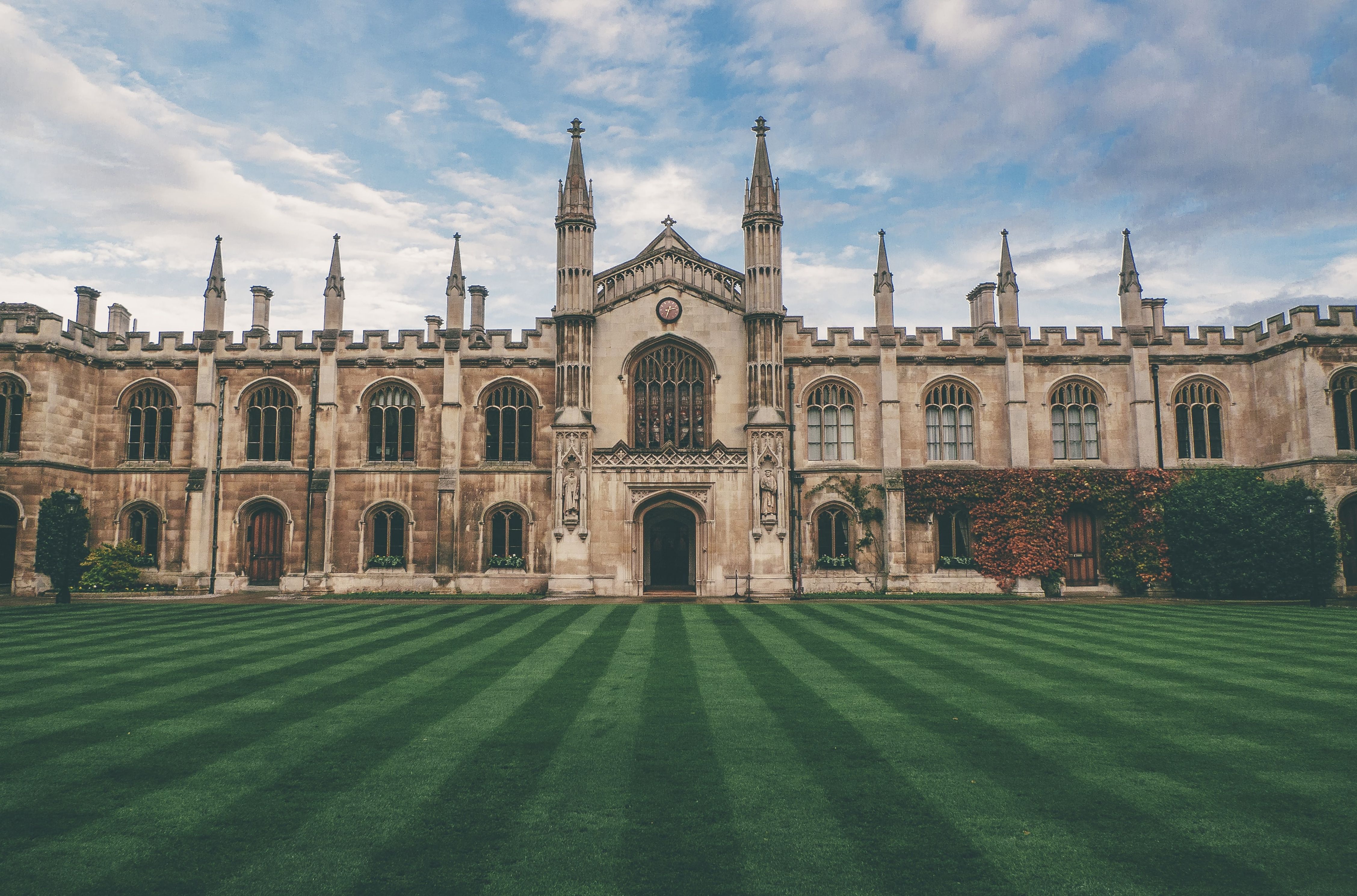 Should I study at a Russell Group university? | Edvoy